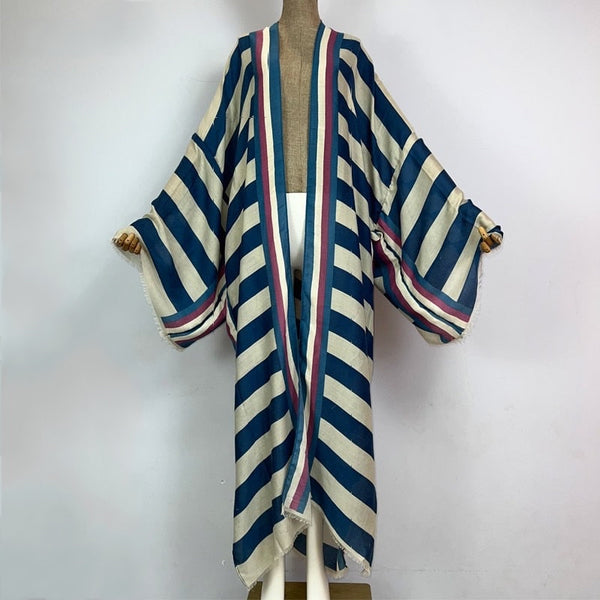 Timeless Chic Striped Kimono – Robe Kimono